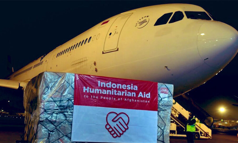 Indonesia sends humanitarian aid to Afghanistan | Ariana News ...