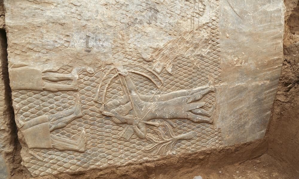 2,700-year-old rock carvings discovered in Iraq’s Mosul | Ariana News ...