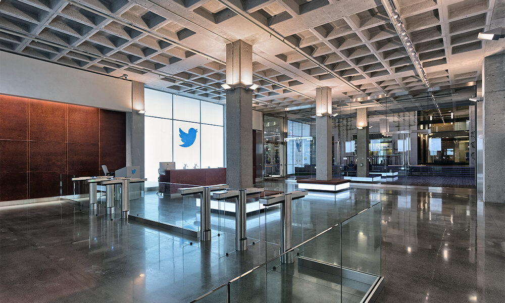 Twitter layoffs to start Friday, company tells staff in an email ...
