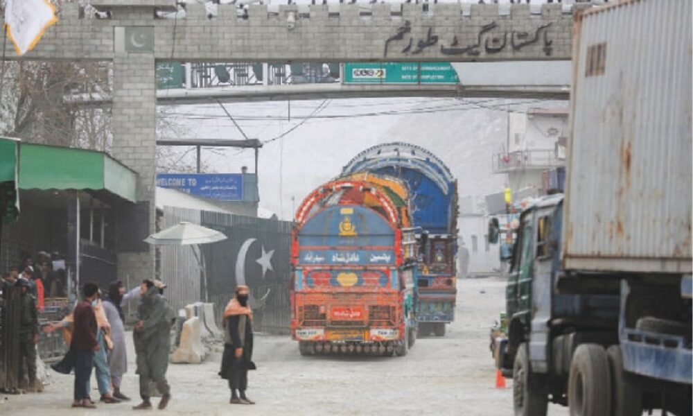 Over 800 goods vehicles cross into Afghanistan as Torkham border ...