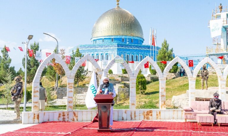 A mosque resembling Dome of the Rock built on Wazir Akbar Khan hill in ...