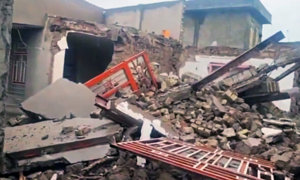 Roof collapse kills four during heavy rain in Herat | Ariana News ...