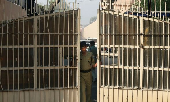 Over 50 Afghan inmates freed from Pakistani prisons | Ariana News