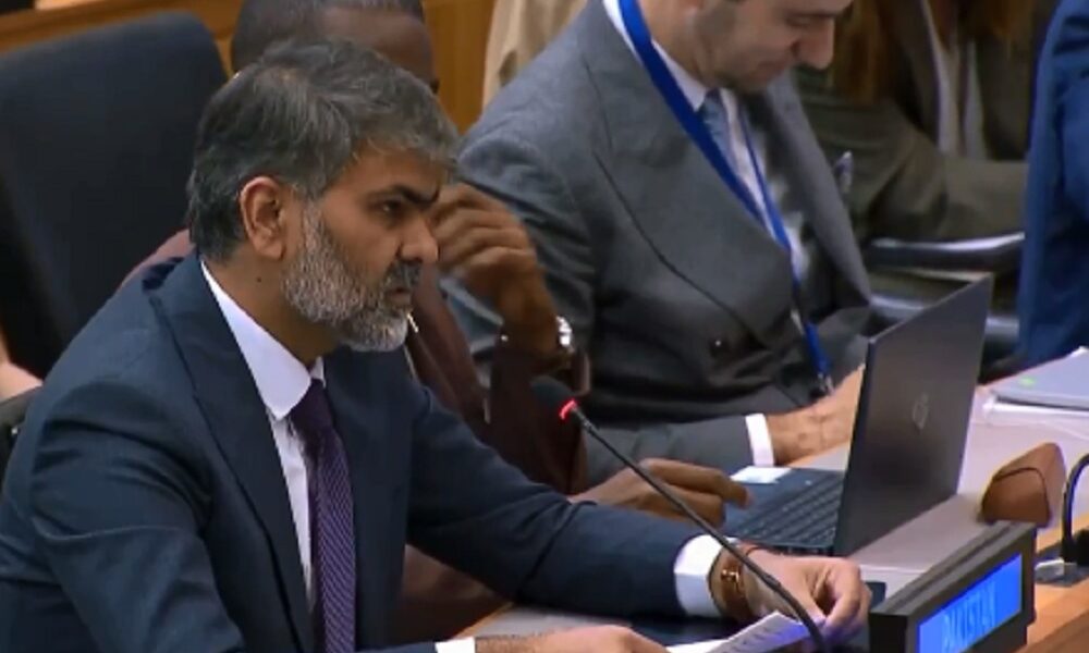 Pakistan urges global community to block arms flow to militant groups ...